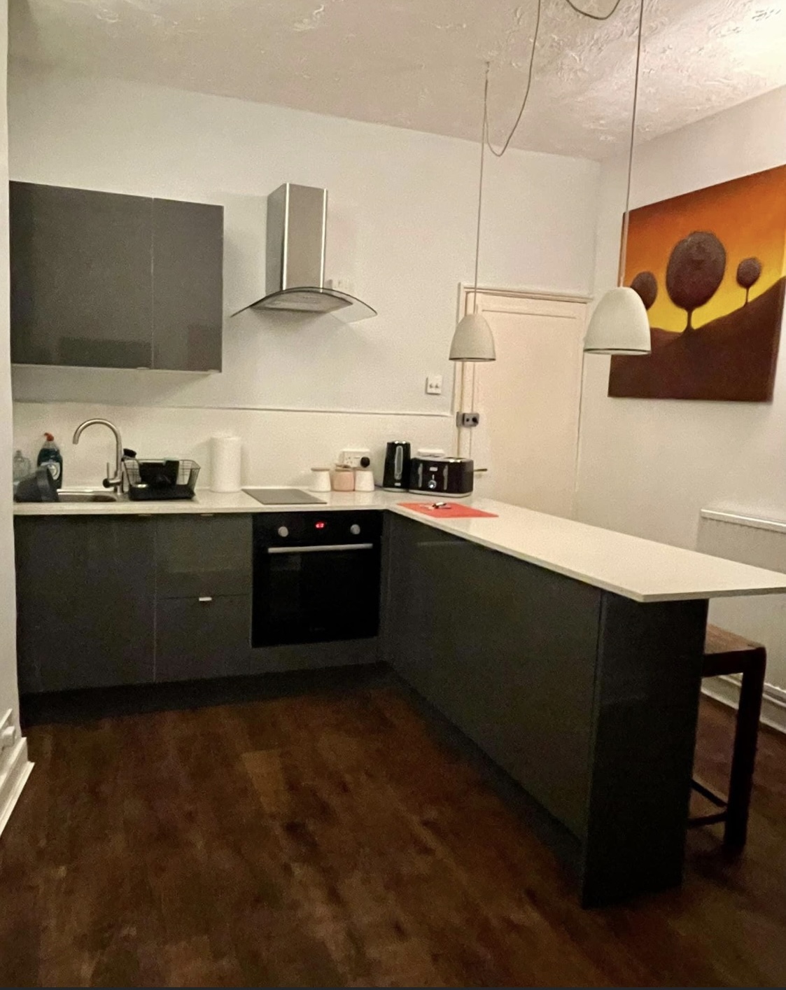Postmans retreat, old post office apartment – mansion home page